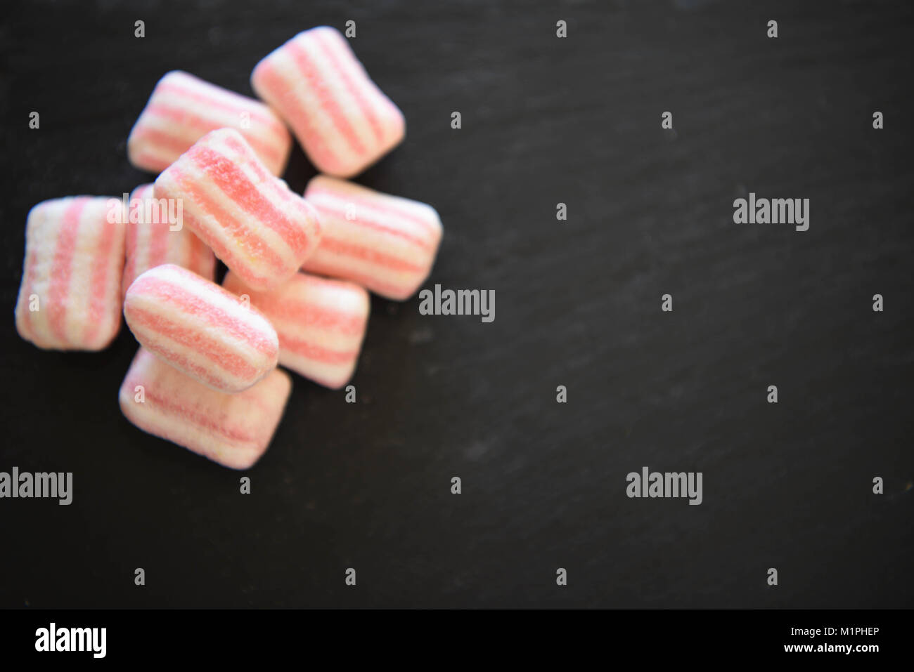 Heap of sweets hi-res stock photography and images - Alamy