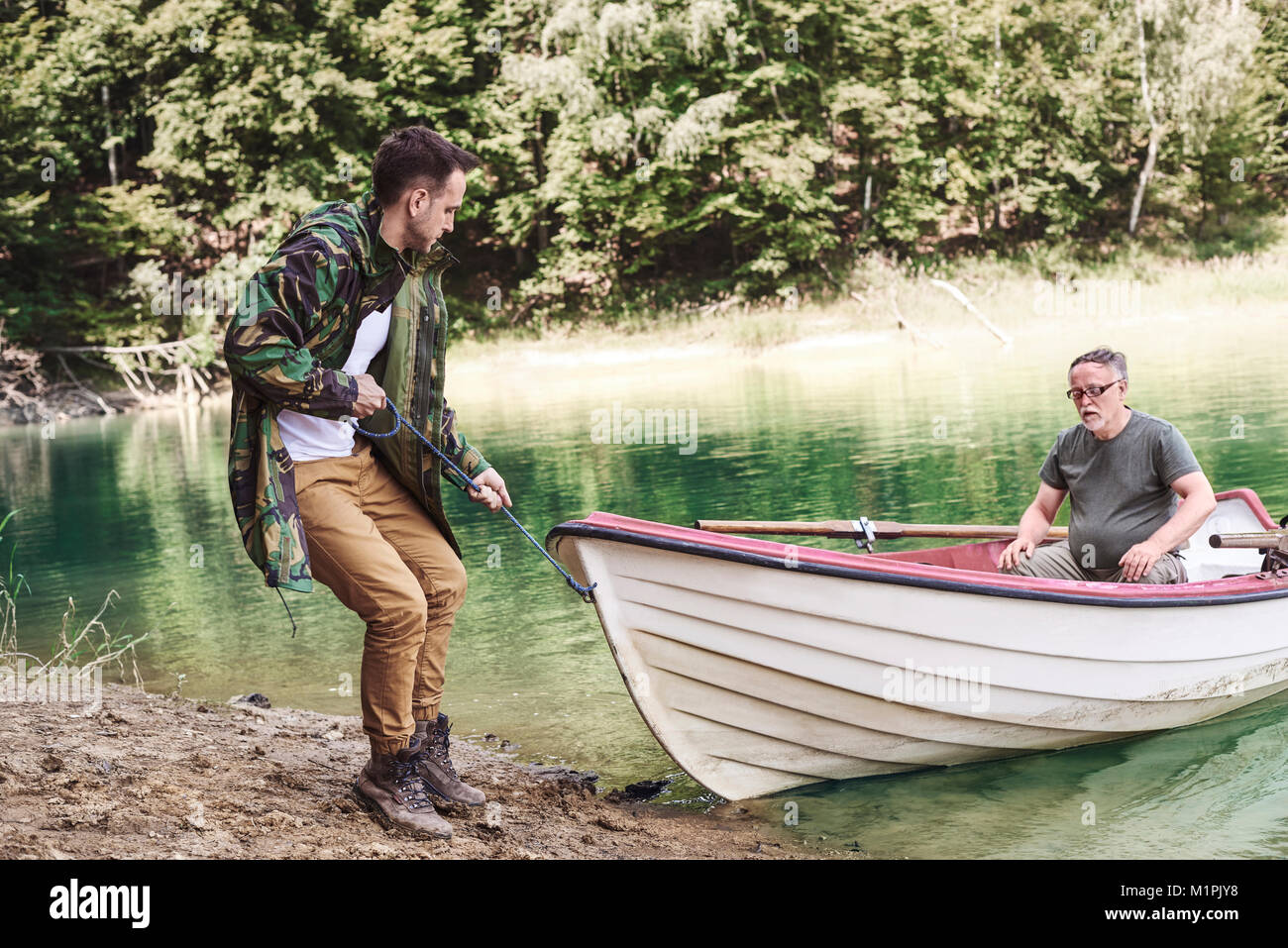 Beaching hi-res stock photography and images - Alamy