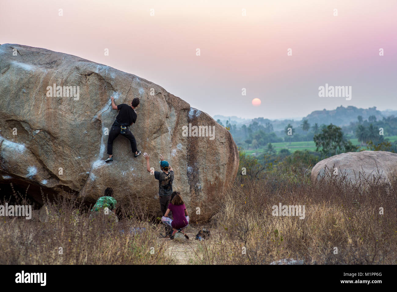 Man bouldering in boulders hi-res stock photography and images - Alamy
