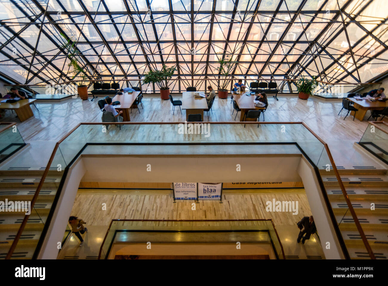 Niños colombia hi-res stock photography and images - Alamy