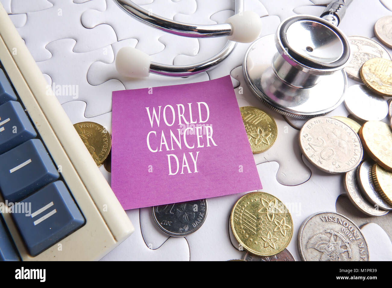Cancer world day hi-res stock photography and images - Alamy