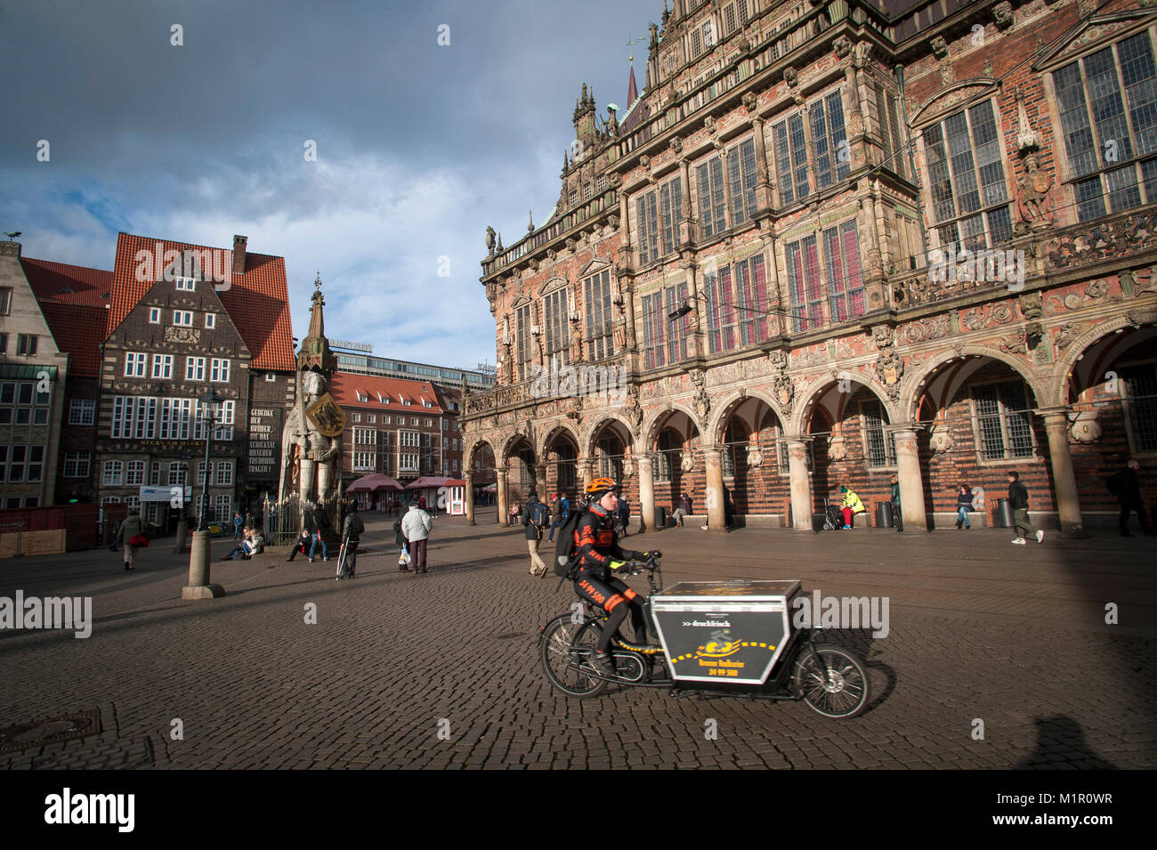 Bremen city life hi-res stock photography and images - Alamy