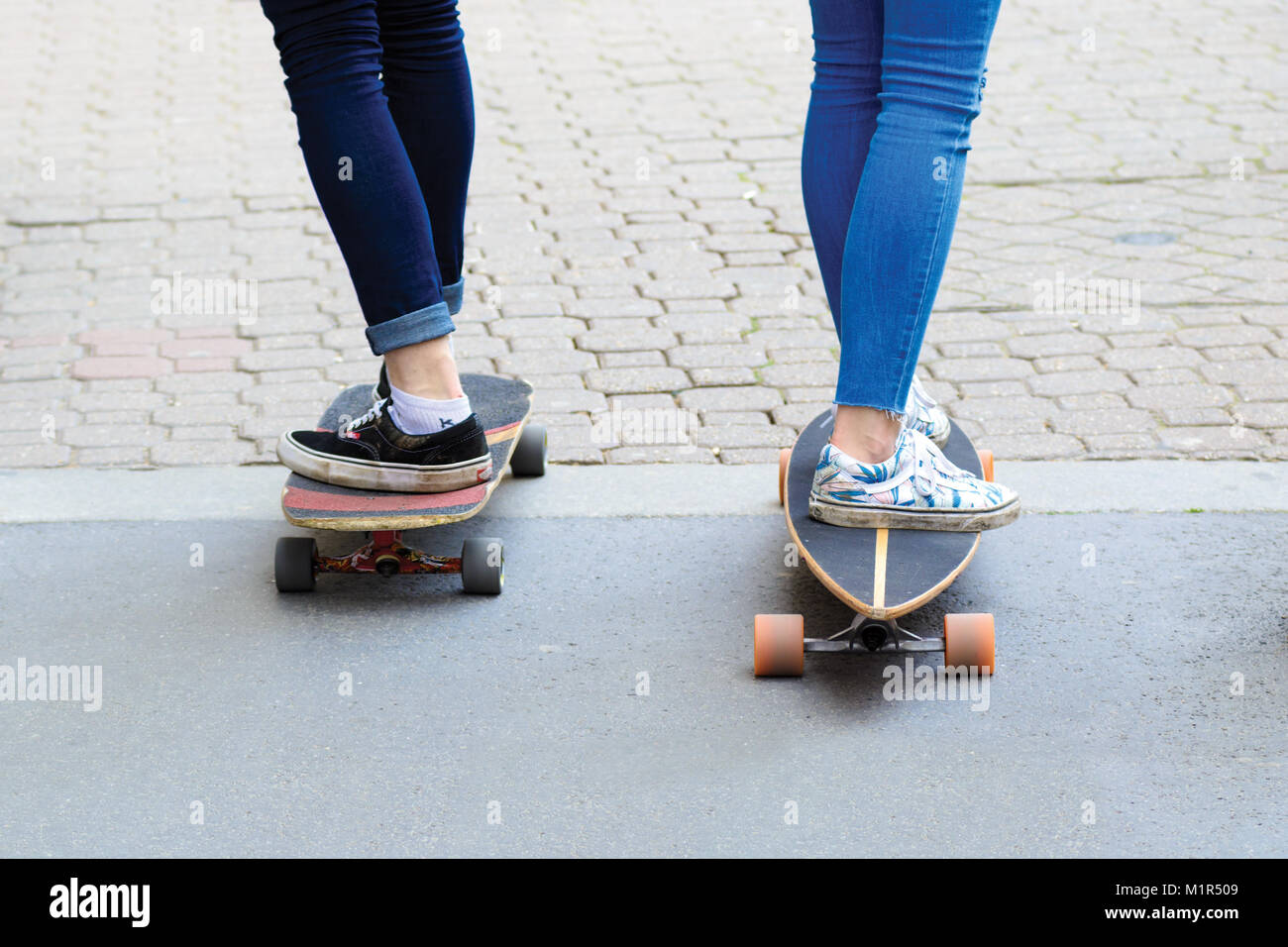 Riding scateboard hi-res stock photography and images - Alamy