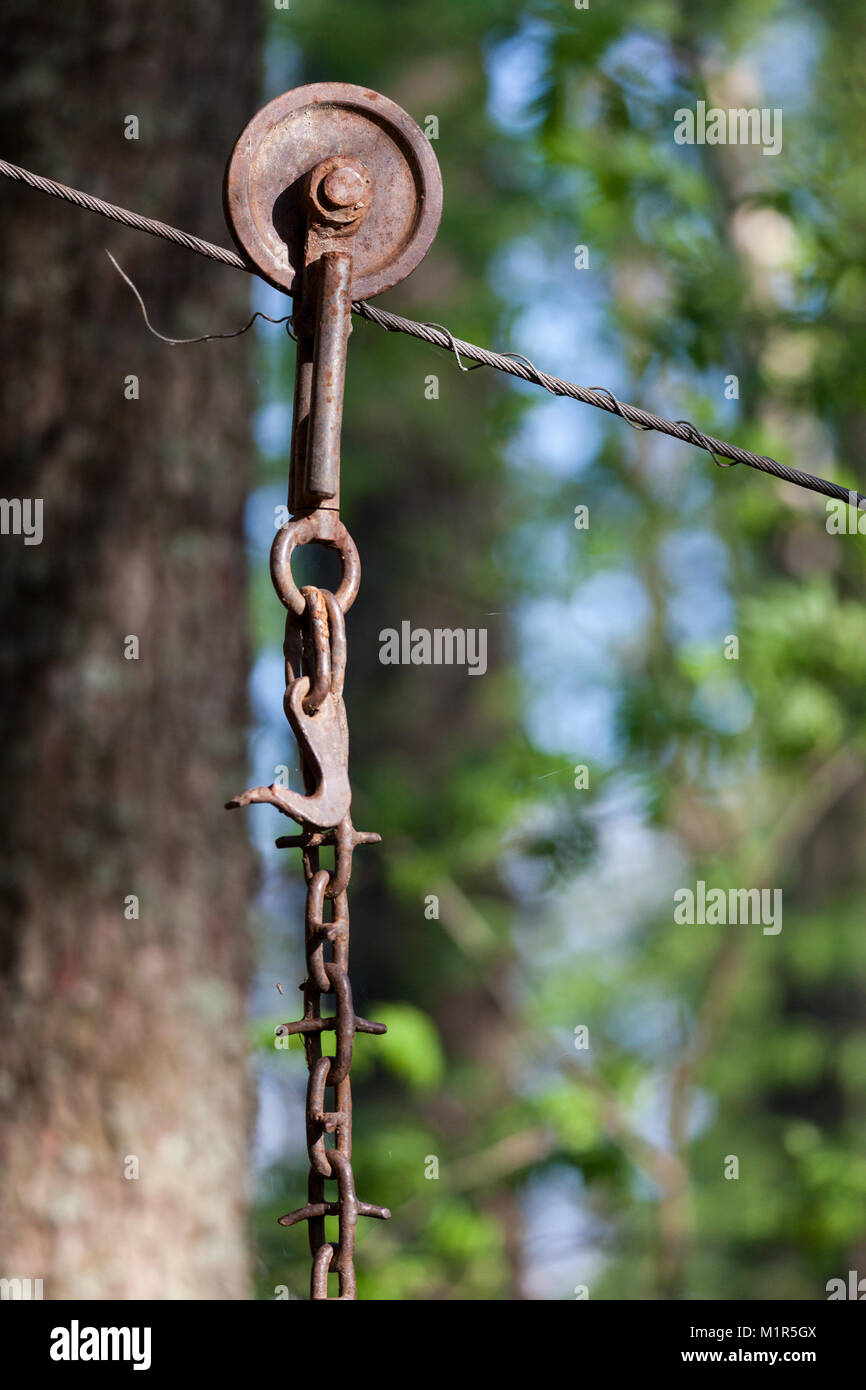 Cable and wire hi-res stock photography and images - Alamy