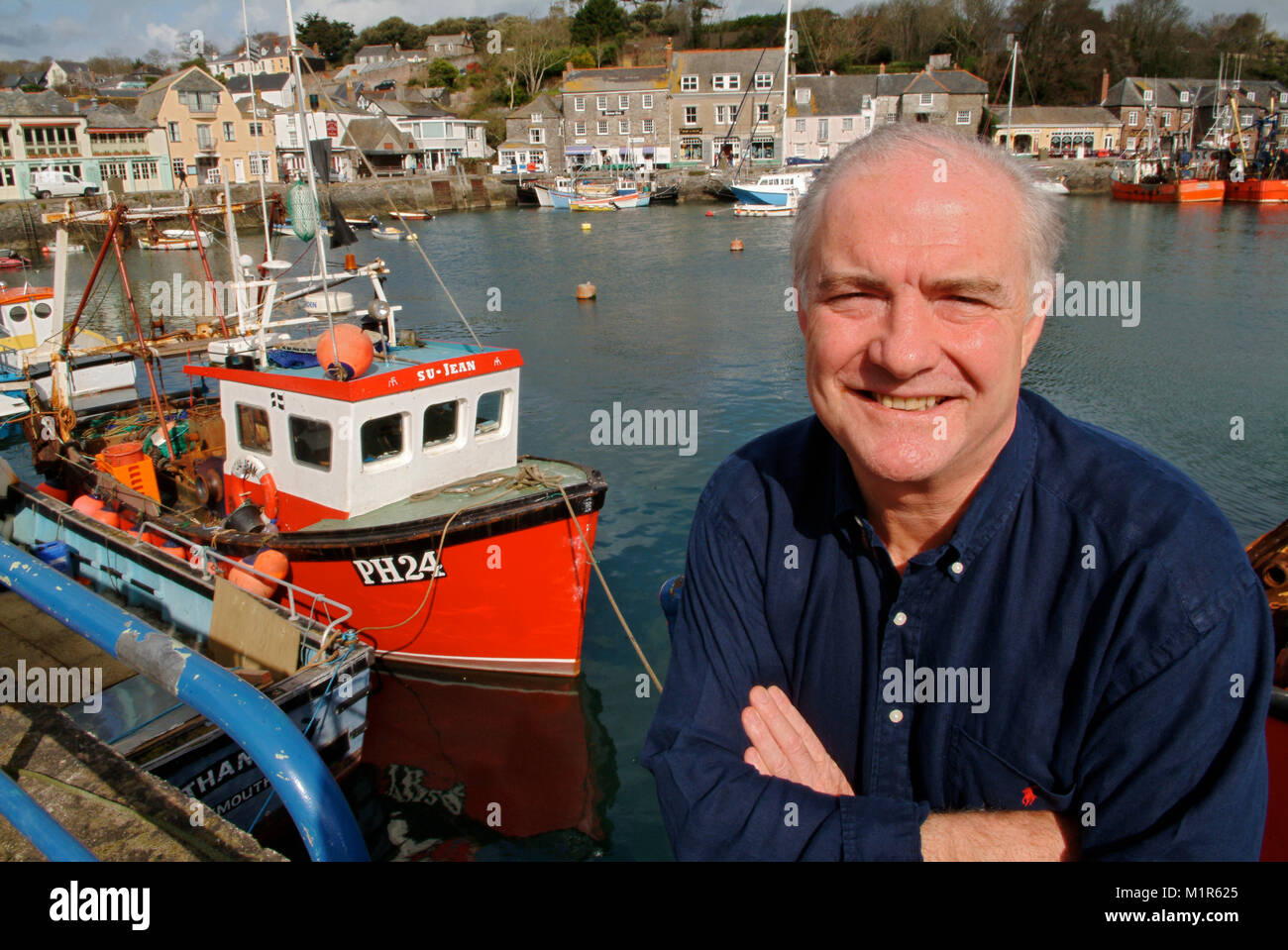 Padstow harbour cornwall stein hi-res stock photography and images - Alamy