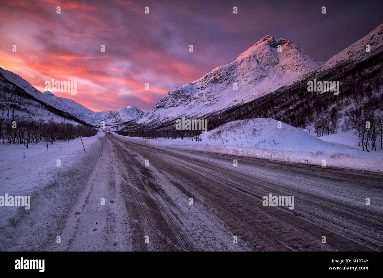 Highway e10 hi-res stock photography and images - Alamy
