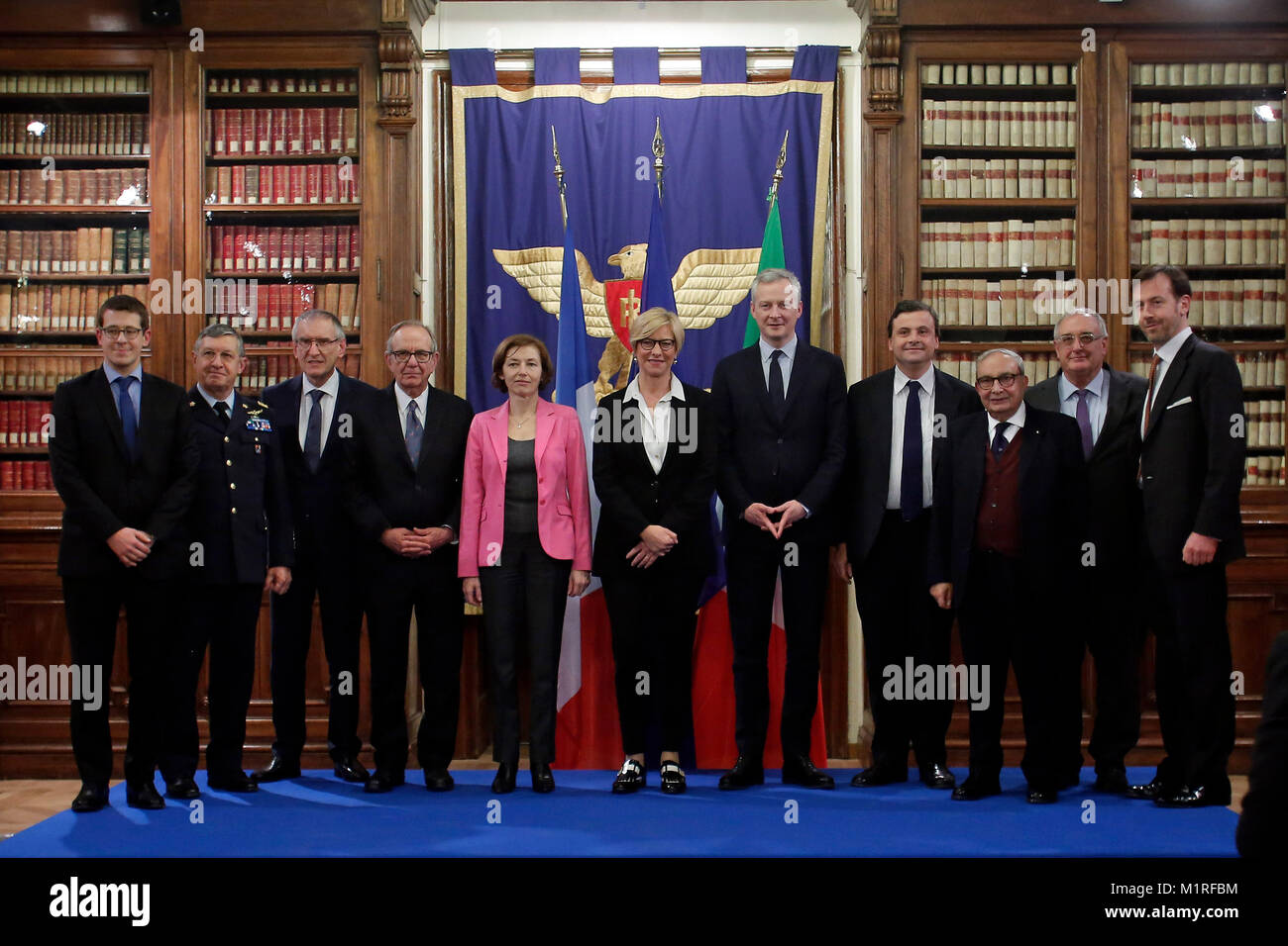 Costruzione navale navale hi-res stock photography and images - Alamy