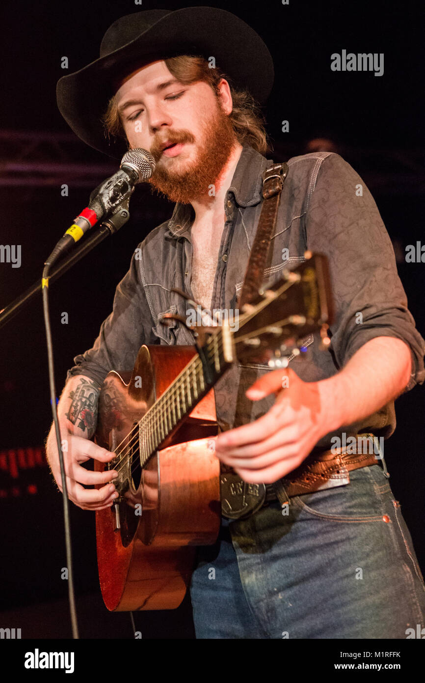 Colter wall singer hi-res stock photography and images - Alamy