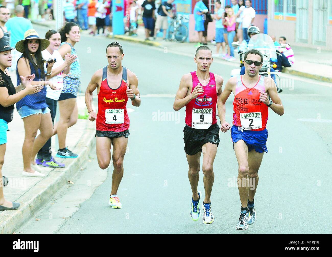Pista atlética hi-res stock photography and images - Alamy