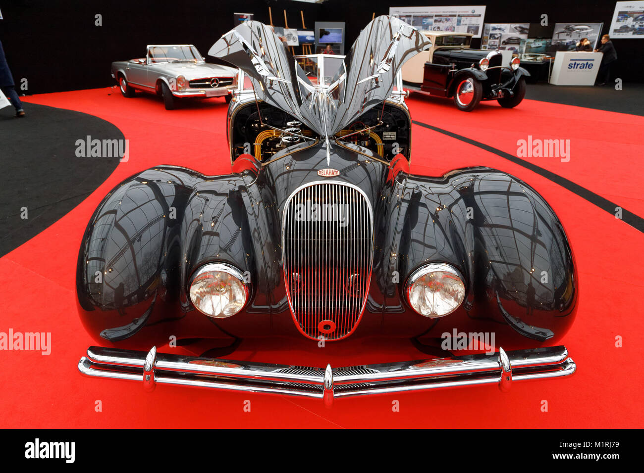 Figoni hi-res stock photography and images - Alamy