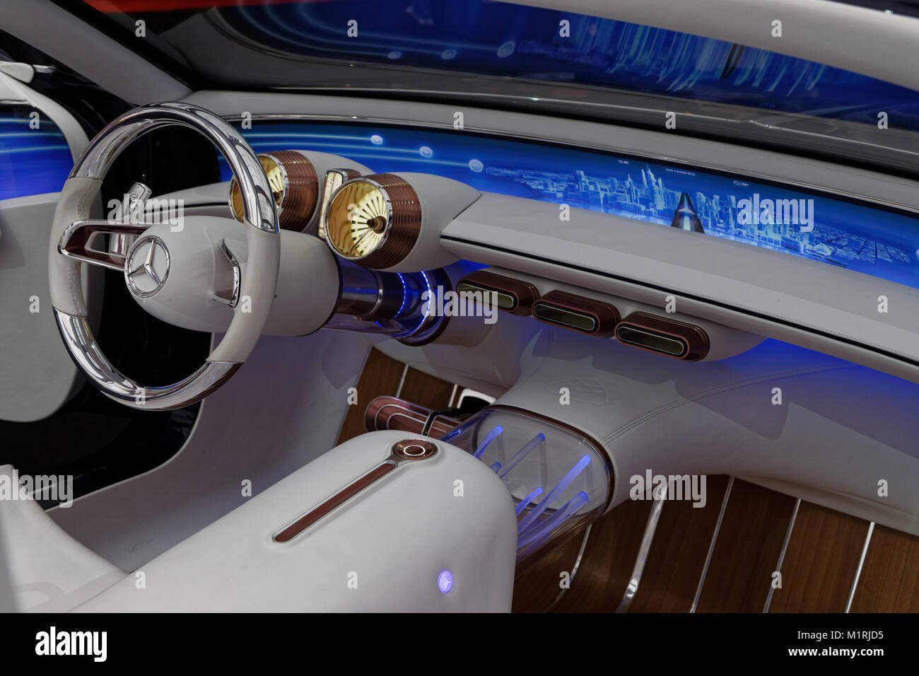 Paris, France. 31st January, 2018. VISION-MERCEDES MAYBACH 6 CABRIOLET ...