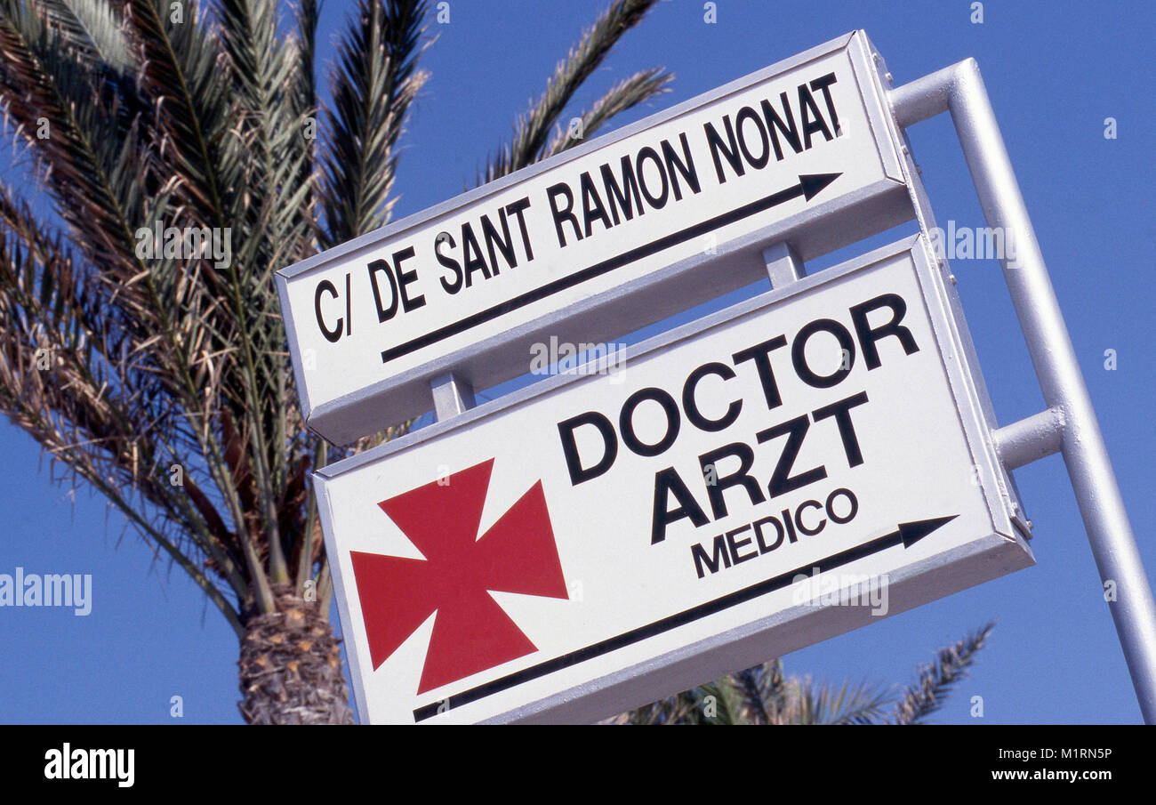 Doctor sign language hi-res stock photography and images - Alamy