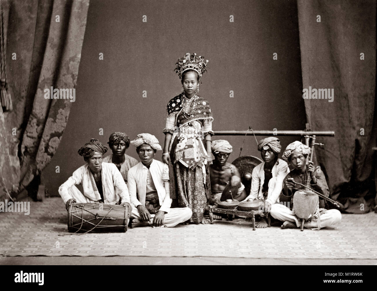 c.1880 South East Asia - Dutch East Indies, Java, Indonesia, dancer ...