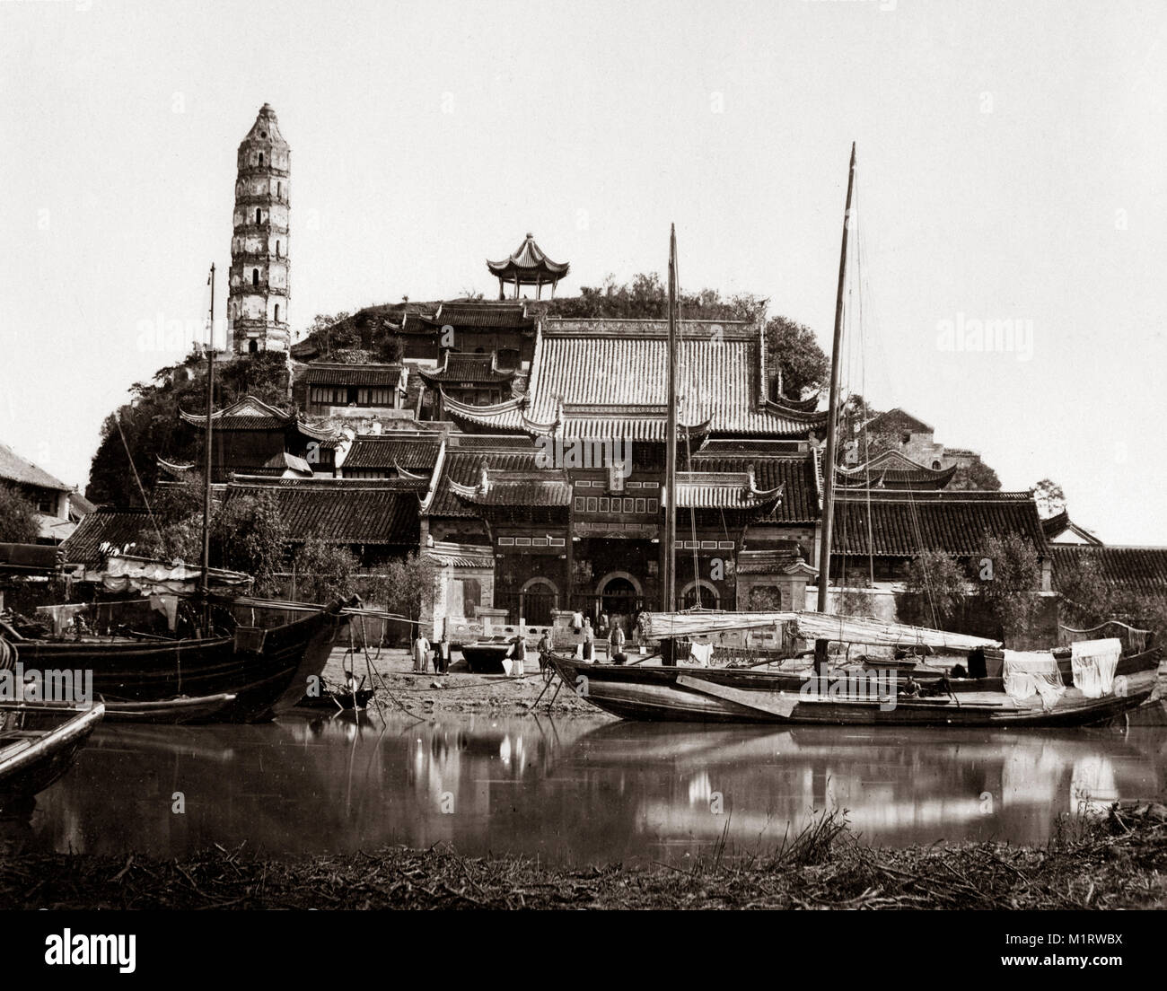 c.1880s China 'Silver Island' Yangtze River Stock Photo - Alamy