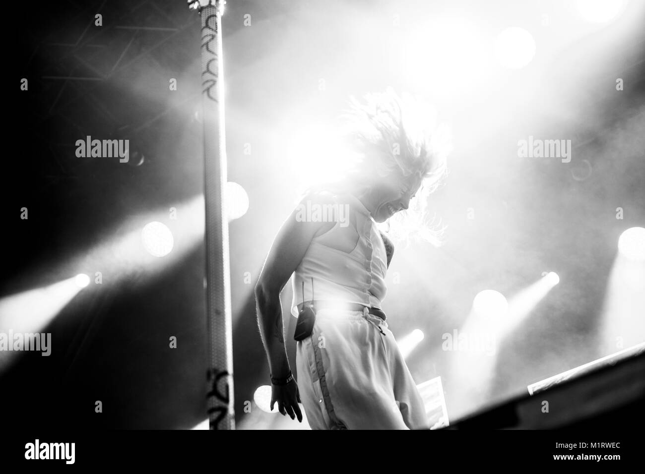 Gabrielle pop singer music Black and White Stock Photos & Images - Alamy