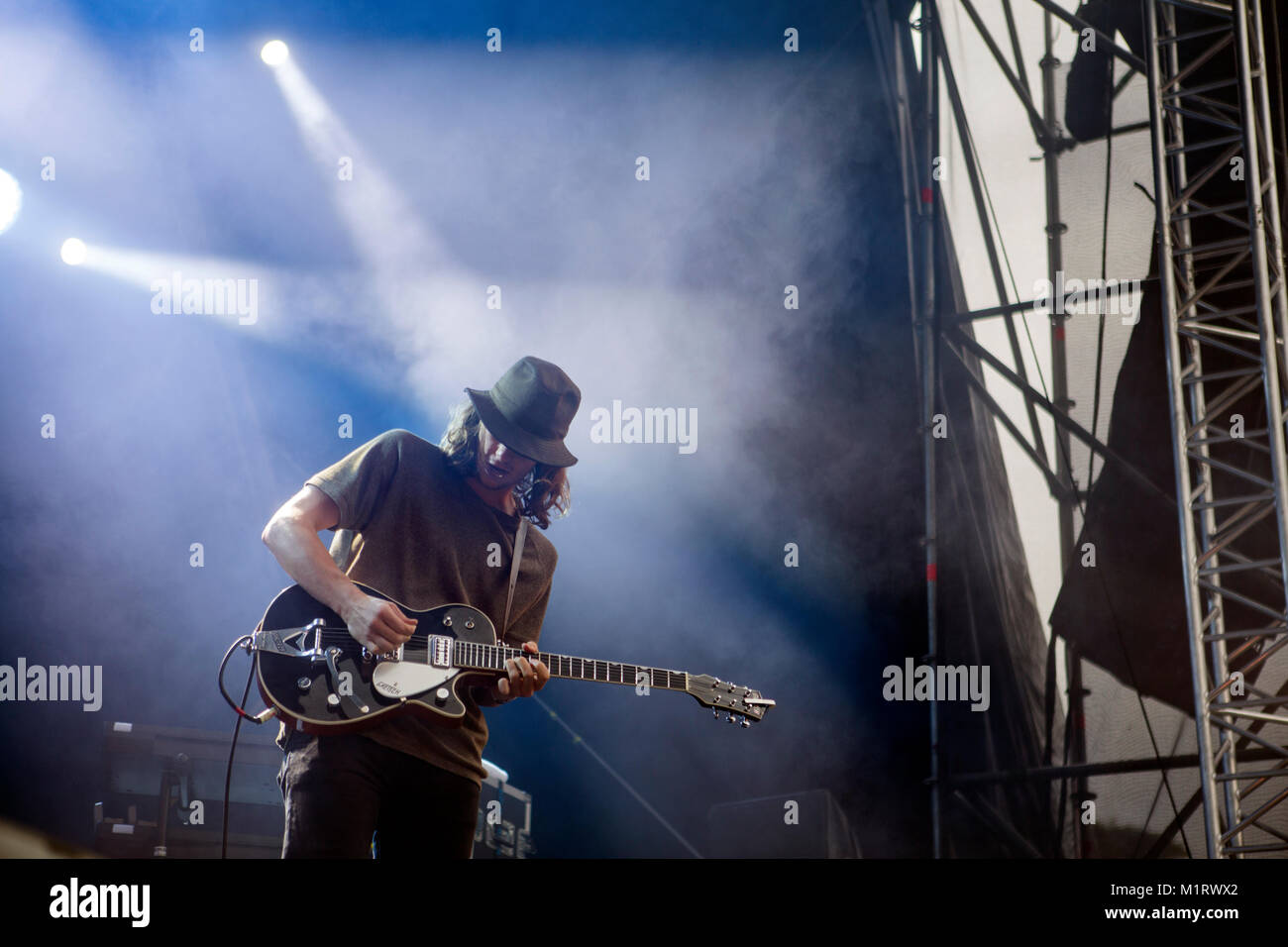 Half moon run band hi-res stock photography and images - Alamy