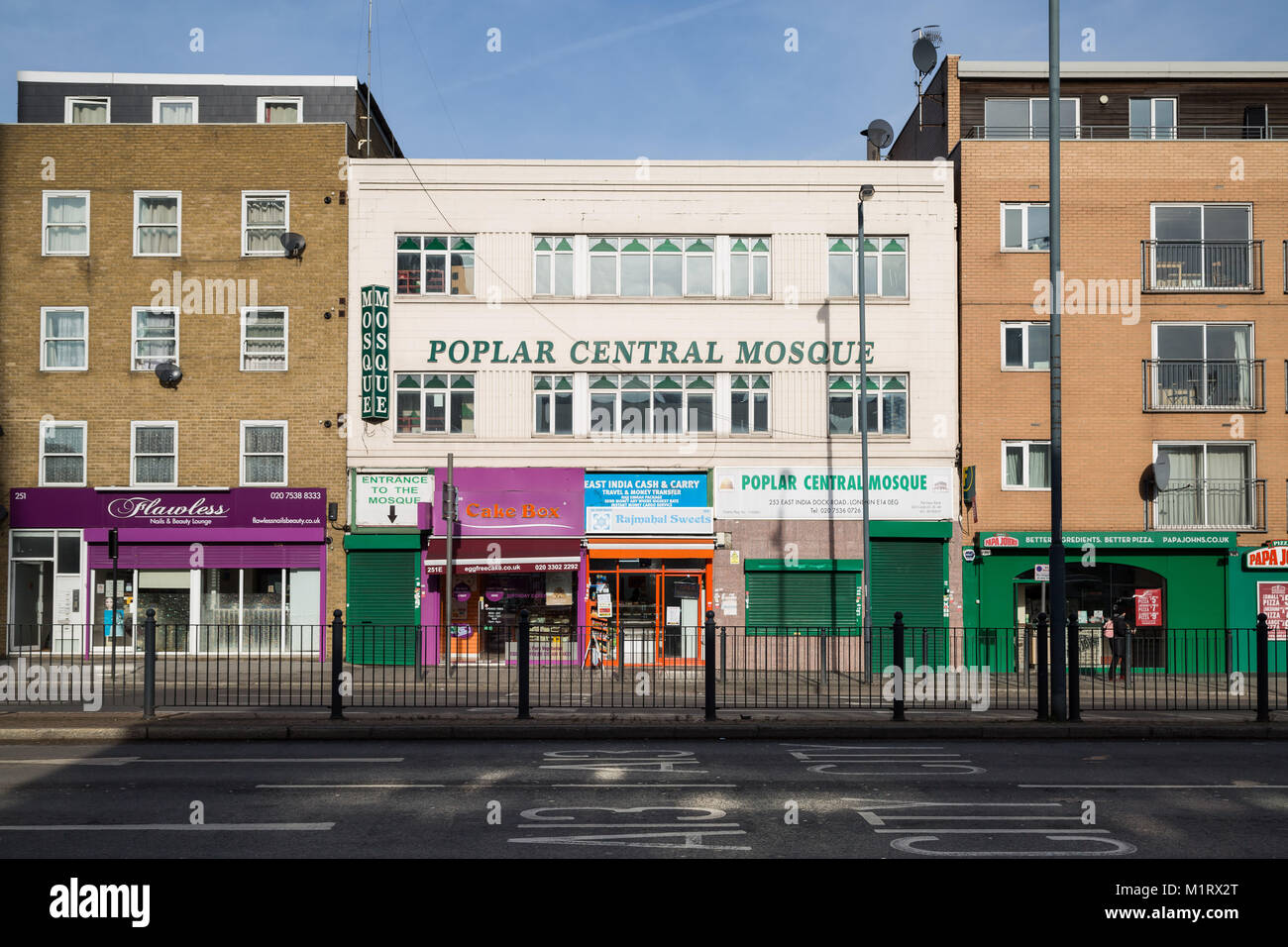 Poplar Central Mosque in East London, UK Stock Photo - Alamy