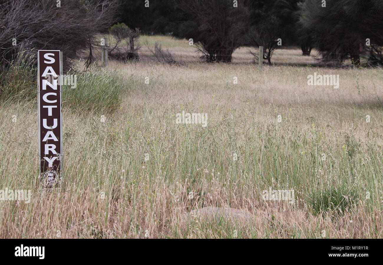 National Parks and Wildlife Sanctuary sign on Kangaroo Island Stock ...