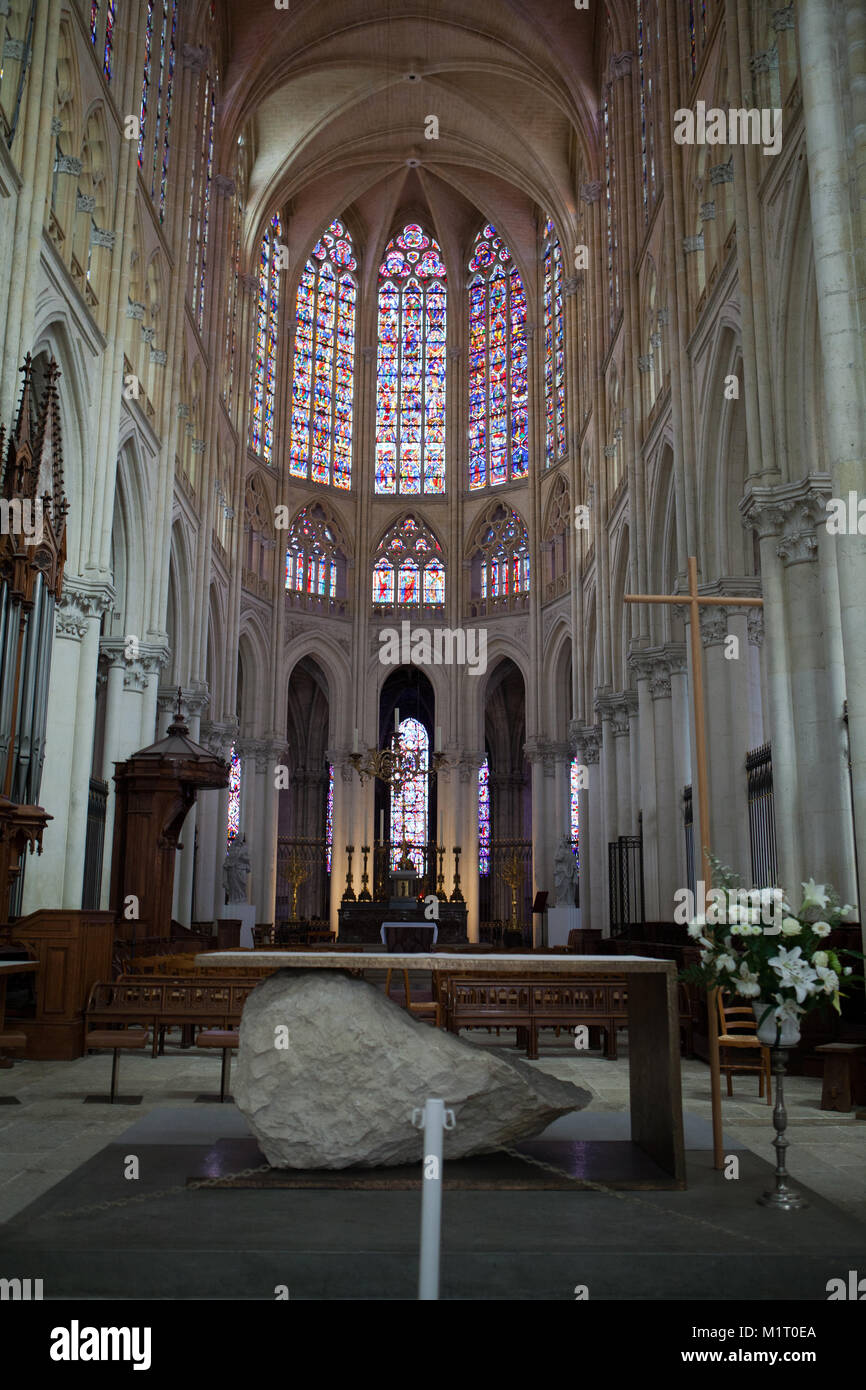 Gothic cathedral of saint gatien in tours hi-res stock photography and ...