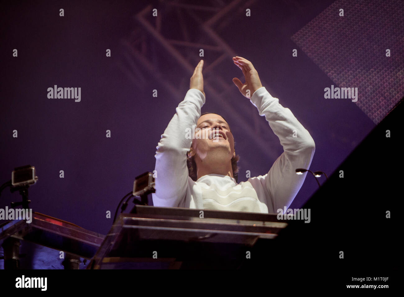 Kygo artist hi-res stock photography and images - Alamy