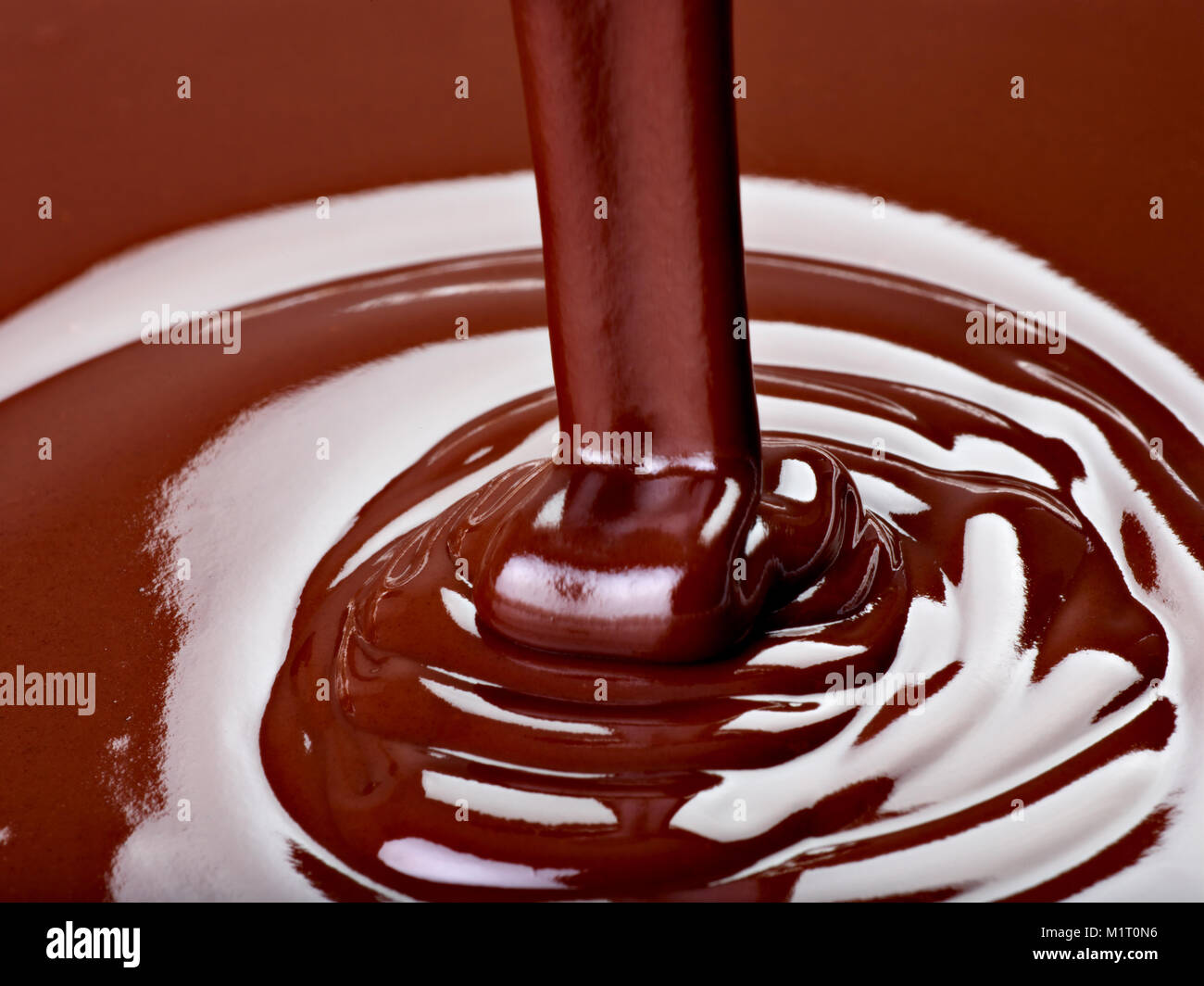 close up of chocolate syrup Stock Photo - Alamy
