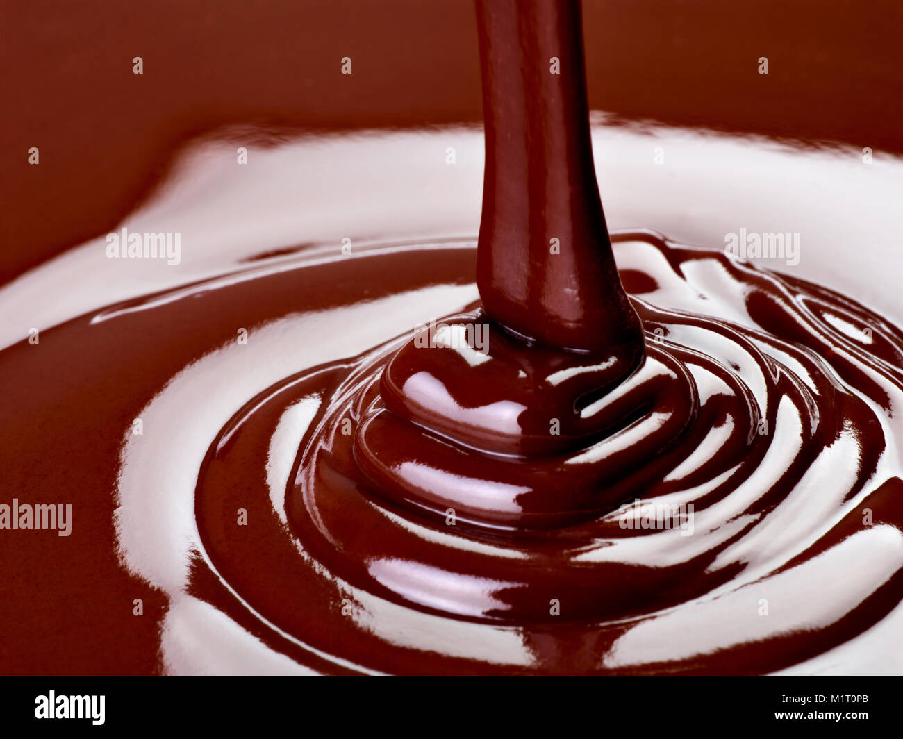 close up of chocolate syrup Stock Photo - Alamy