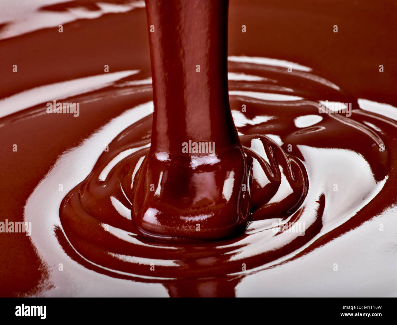 close up of chocolate syrup Stock Photo - Alamy