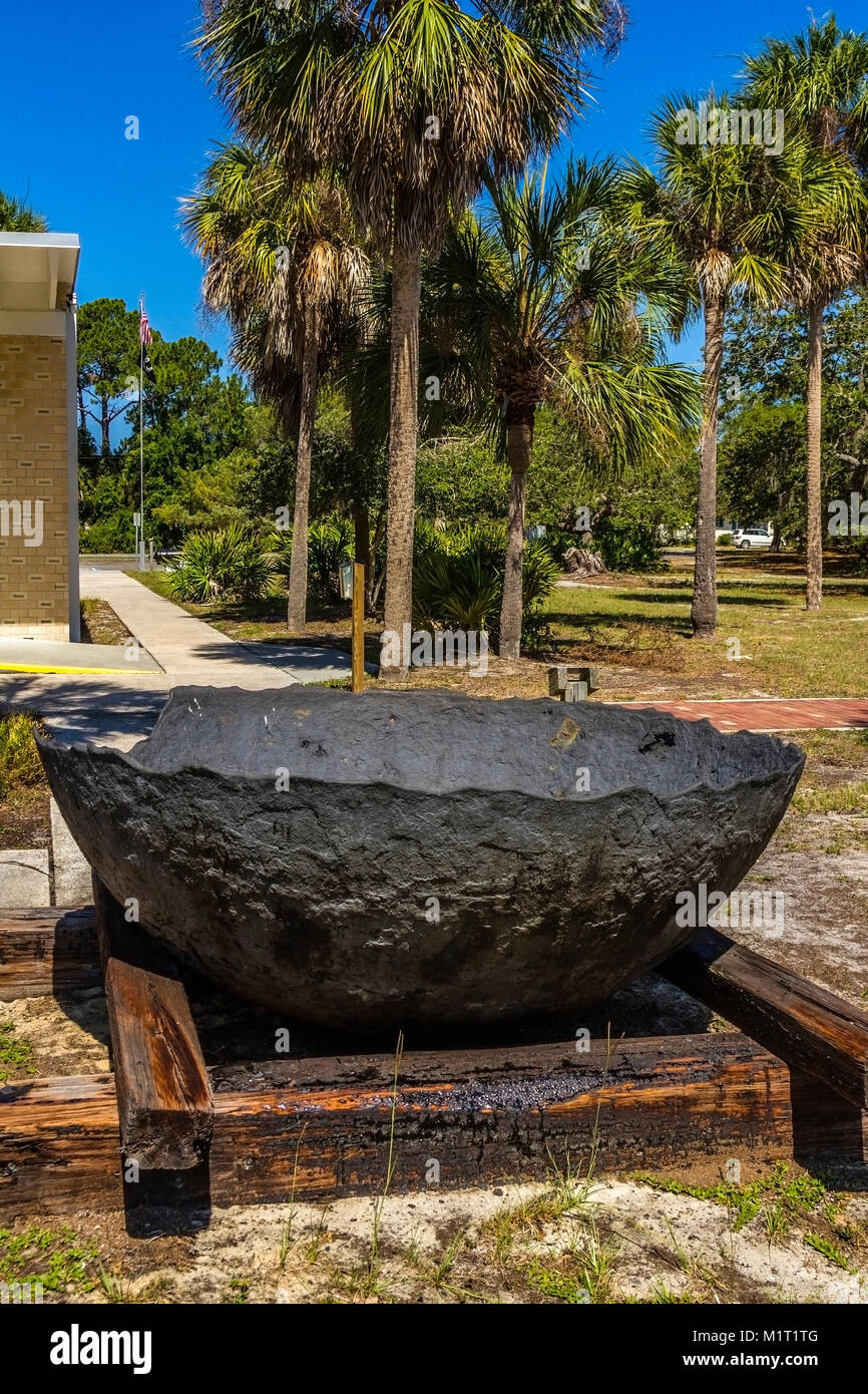Saline kettle hi-res stock photography and images - Alamy