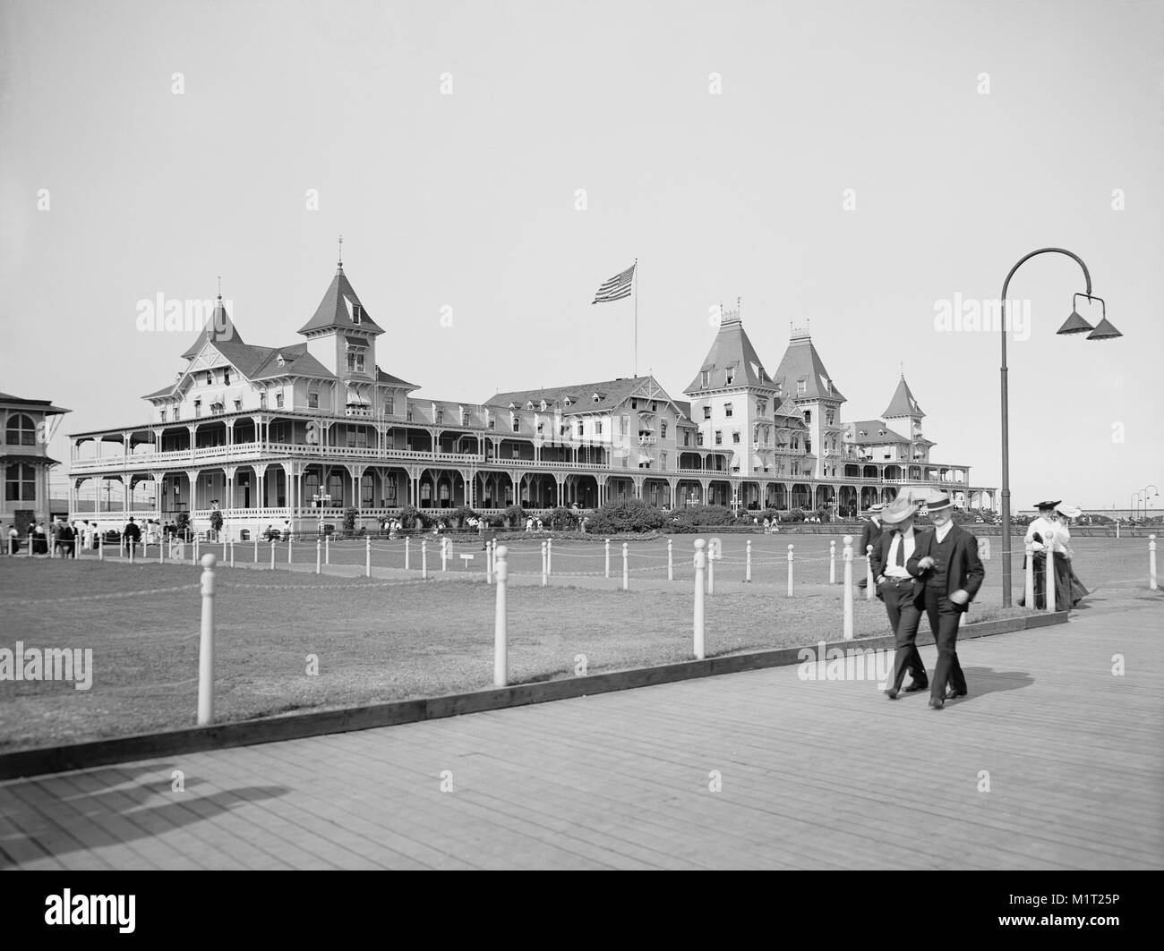 Historical archive beach photography hi-res stock photography and ...