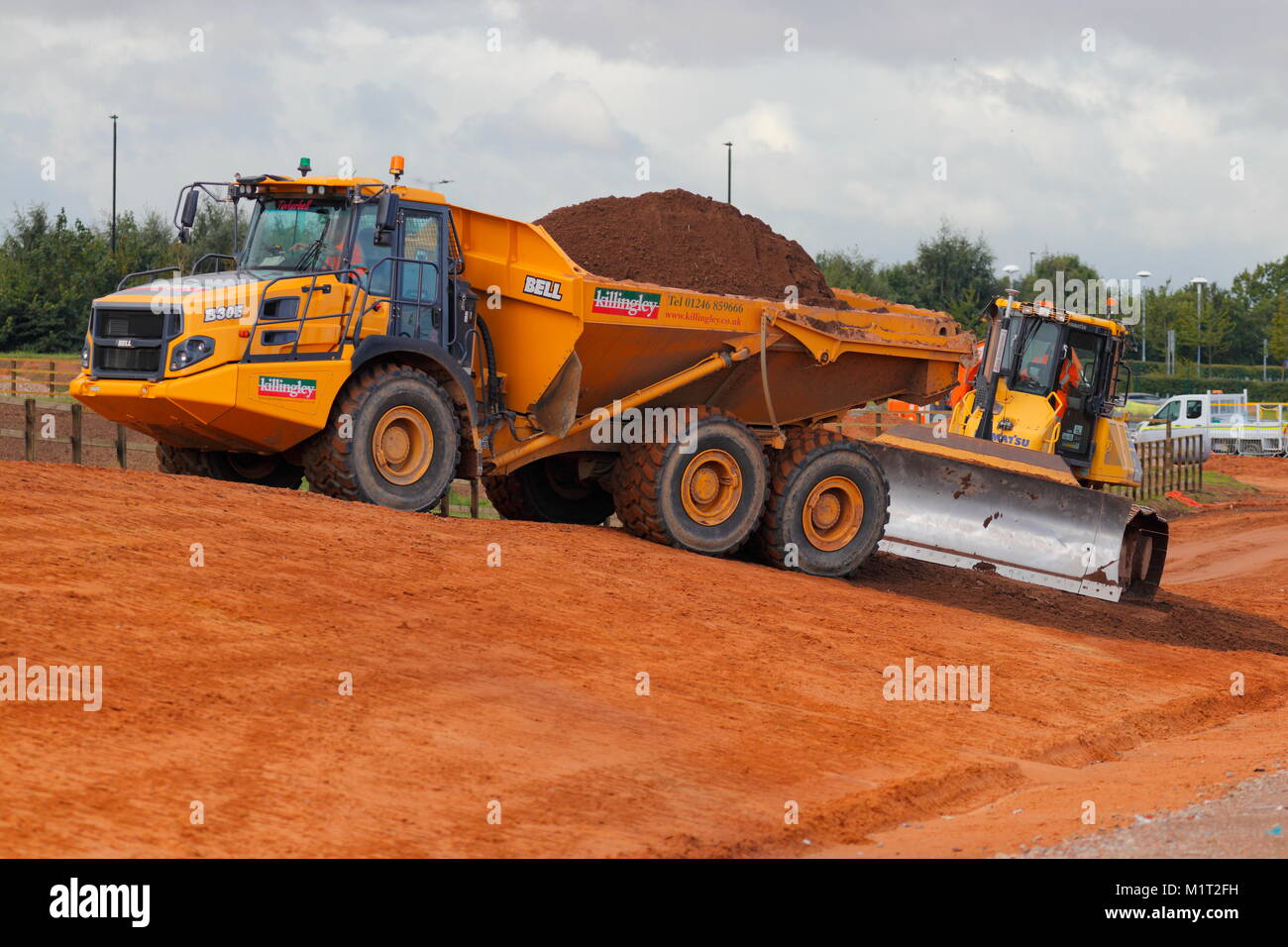 Rear Tipping Dump Truck Stock Photo - Alamy