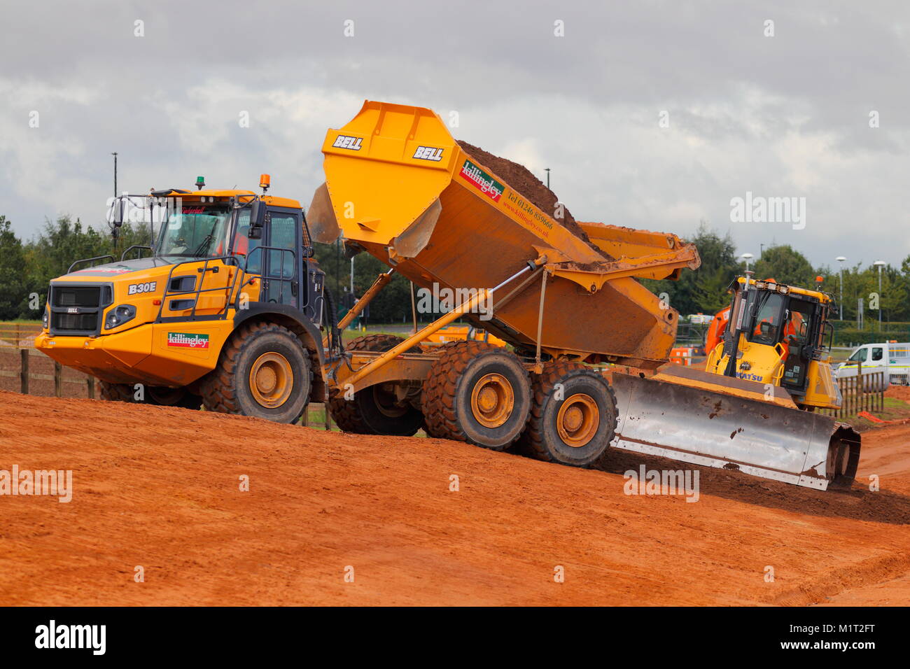 Rear Tipping Dump Truck Stock Photo - Alamy