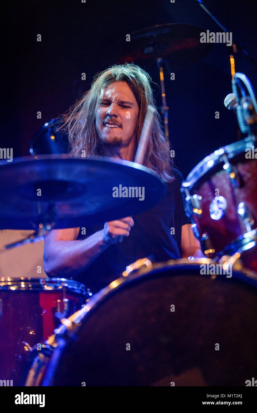 Rock Band Cake In Concert High Resolution Stock Photography and Images ...