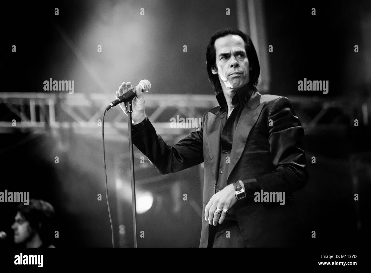 Nick cave live Black and White Stock Photos & Images - Alamy