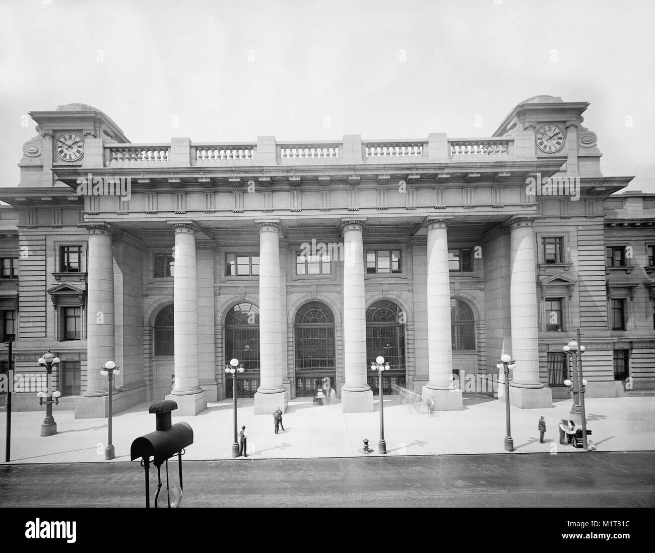 Vintage railroad terminal hi-res stock photography and images - Alamy