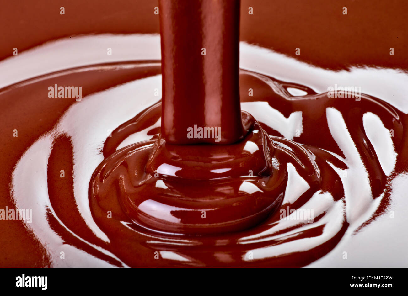 close up of chocolate syrup Stock Photo - Alamy
