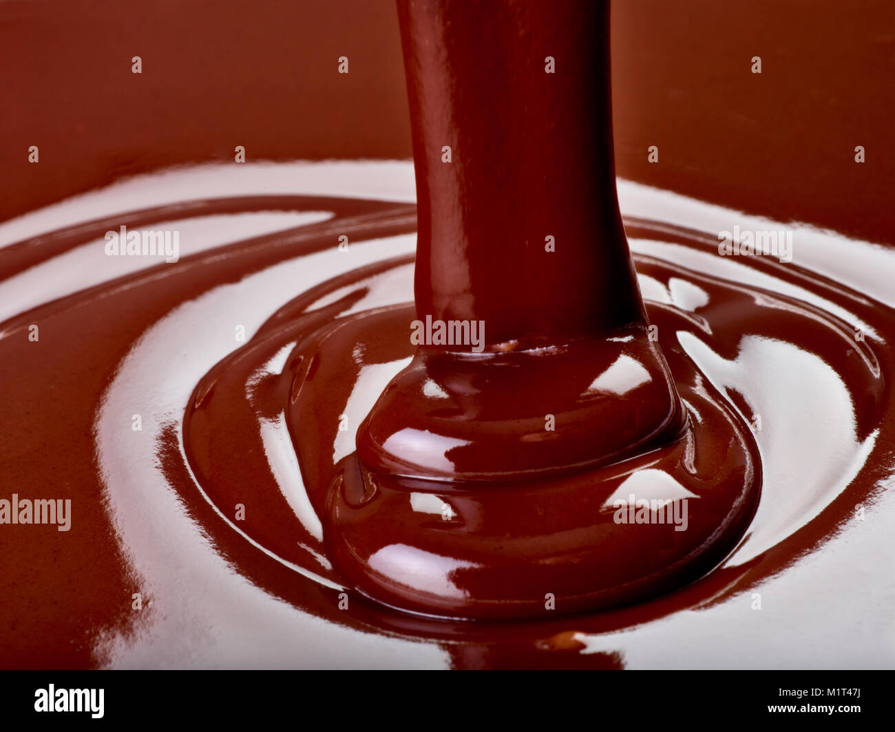 Chocolate syrup hi-res stock photography and images - Alamy