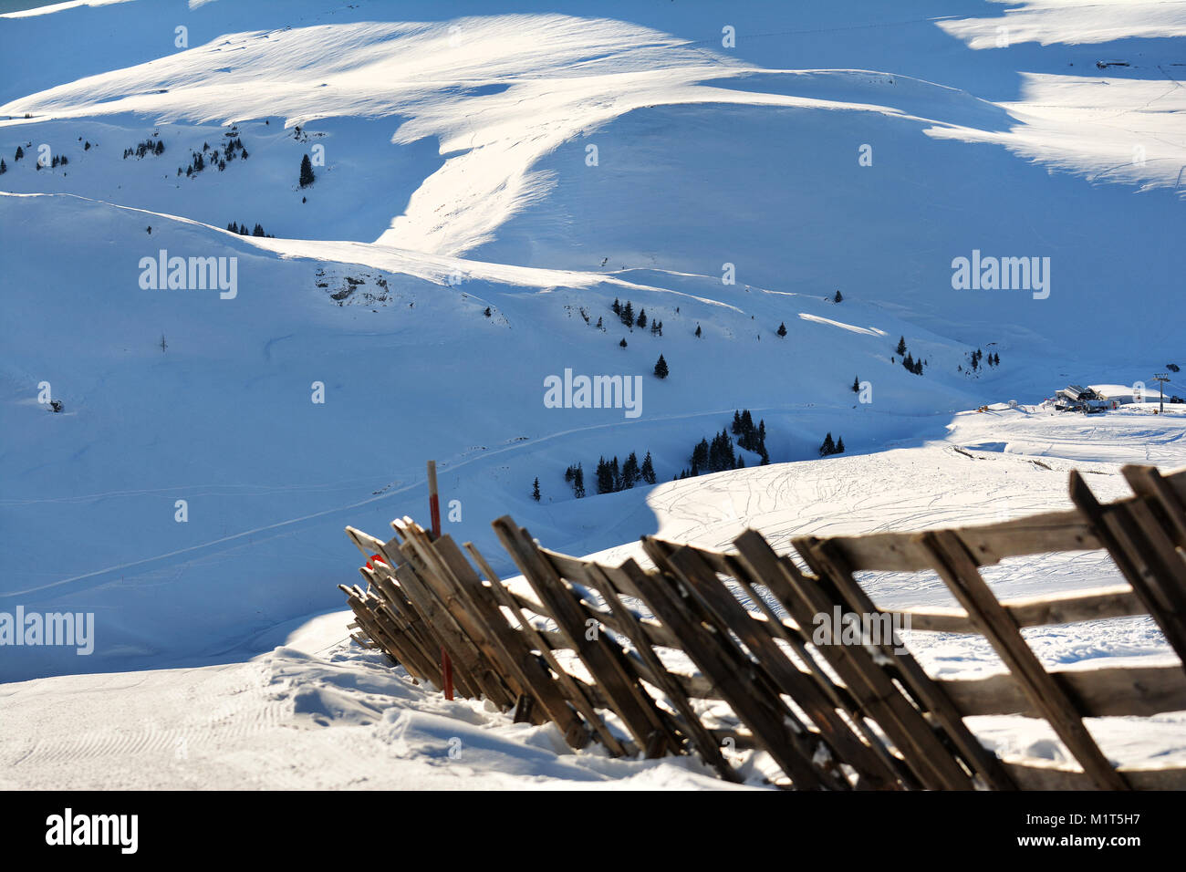 Beautiful winter view at 2000m altitude in Bucegi Mountains in Sinaia ...