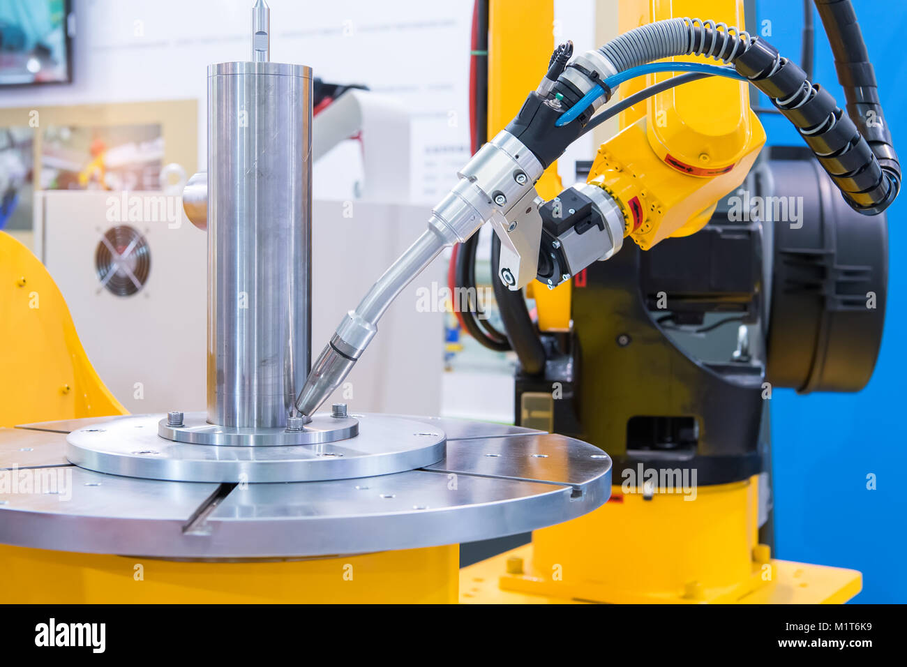 Automatic robotic arm for metal welding operations Stock Photo - Alamy
