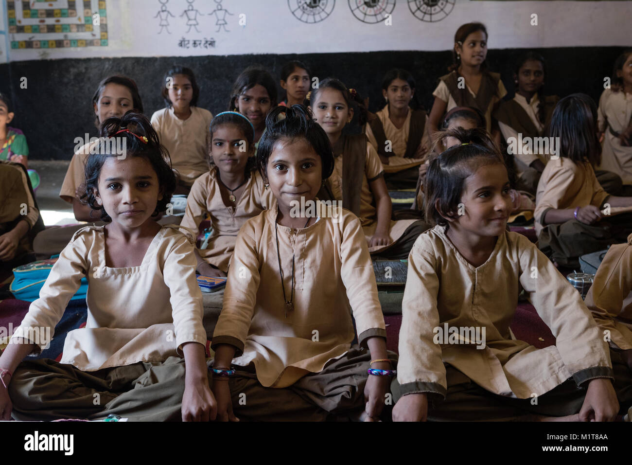 India School Classroom High Resolution Stock Photography and Images - Alamy