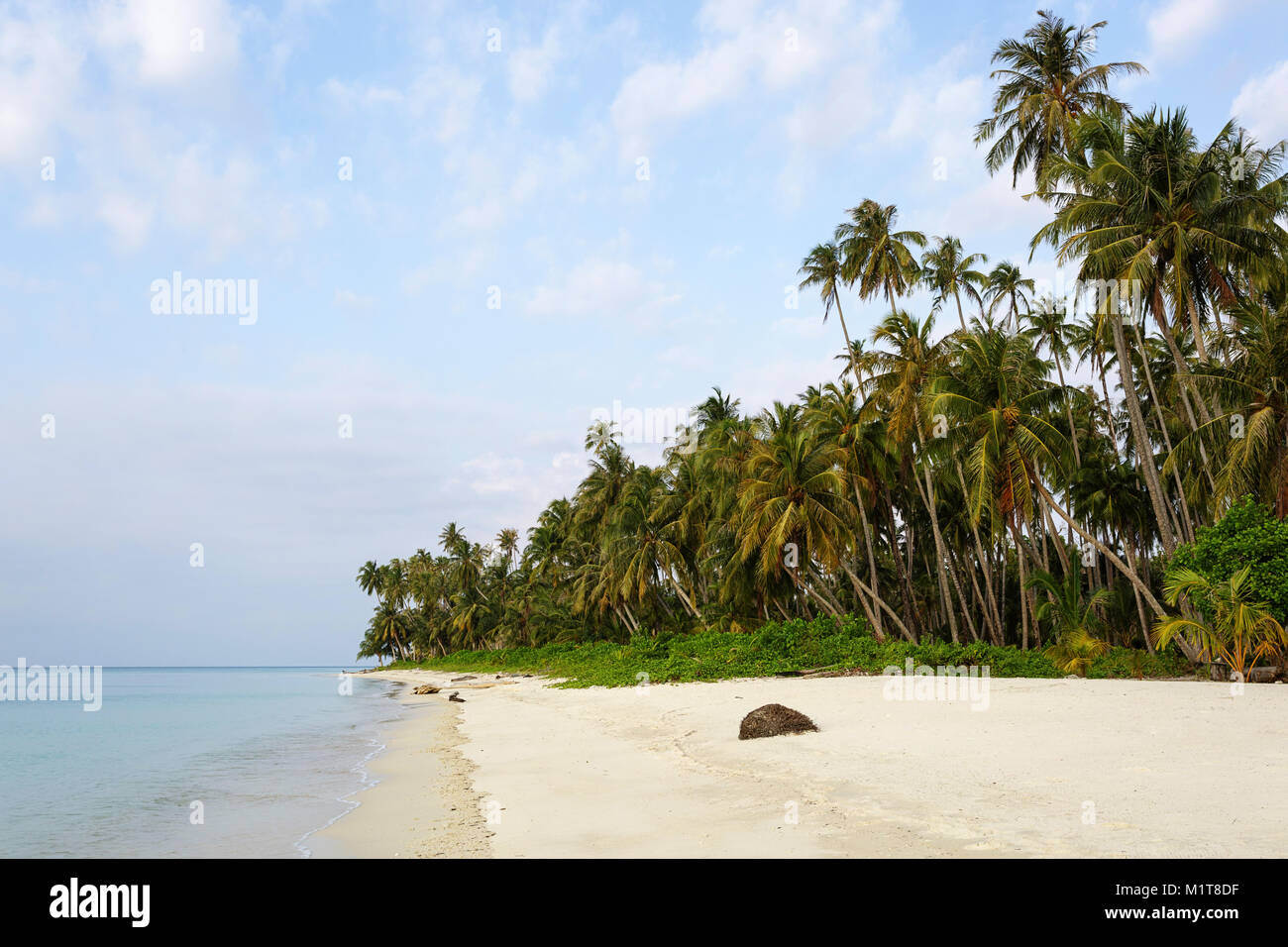 Beautiful tropical beach, Banyak Archipelago, Sumatra, Indonesia ...