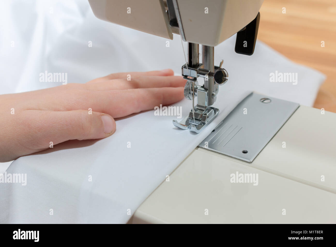 Hand stitch hi-res stock photography and images - Alamy