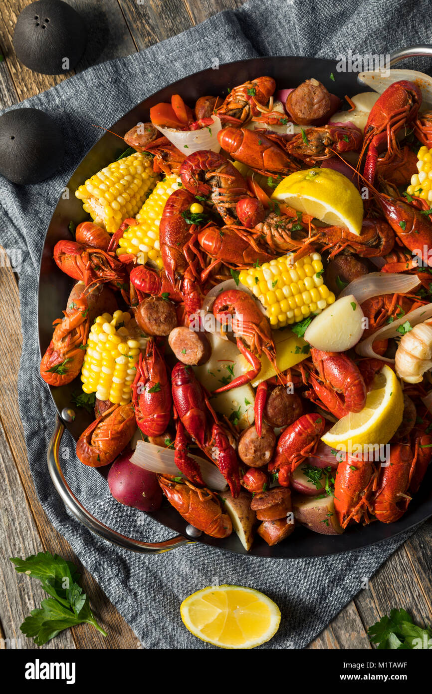Cajun food corn crawfish crawfish hi-res stock photography and images ...