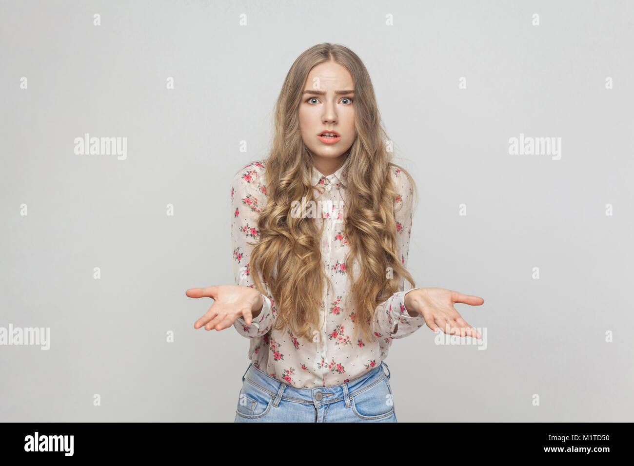 Puzzled look hi-res stock photography and images - Alamy