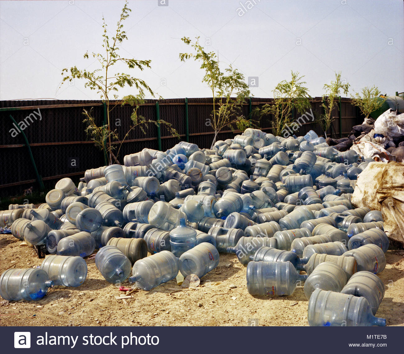 Baku Oil Pollution Stock Photos & Baku Oil Pollution Stock Images - Alamy