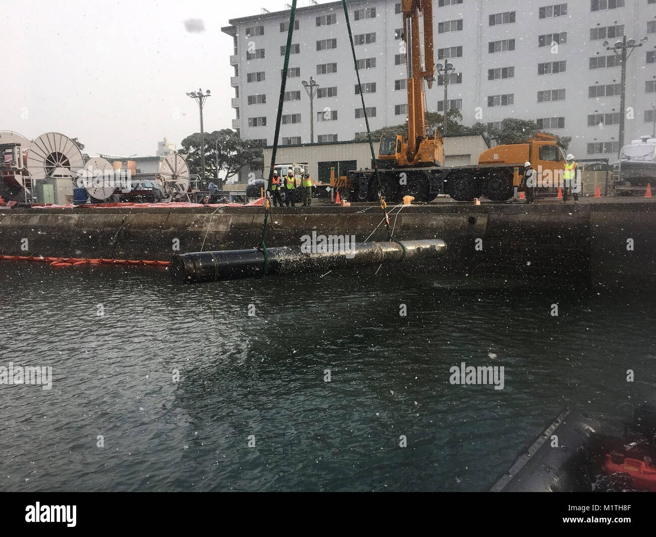 Demolition techniques hi-res stock photography and images - Alamy