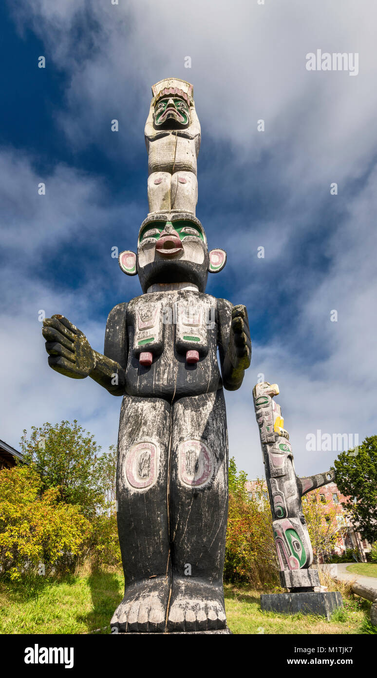 Totem poles at U'mista Cultural Centre, near village of Alert Bay on ...