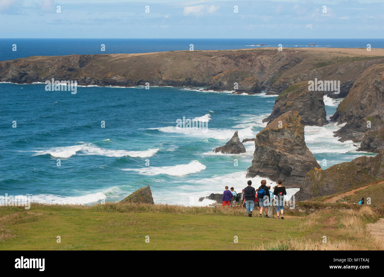 Walkers enjoying the North Cornish footpath at Bedruthan Steps ...
