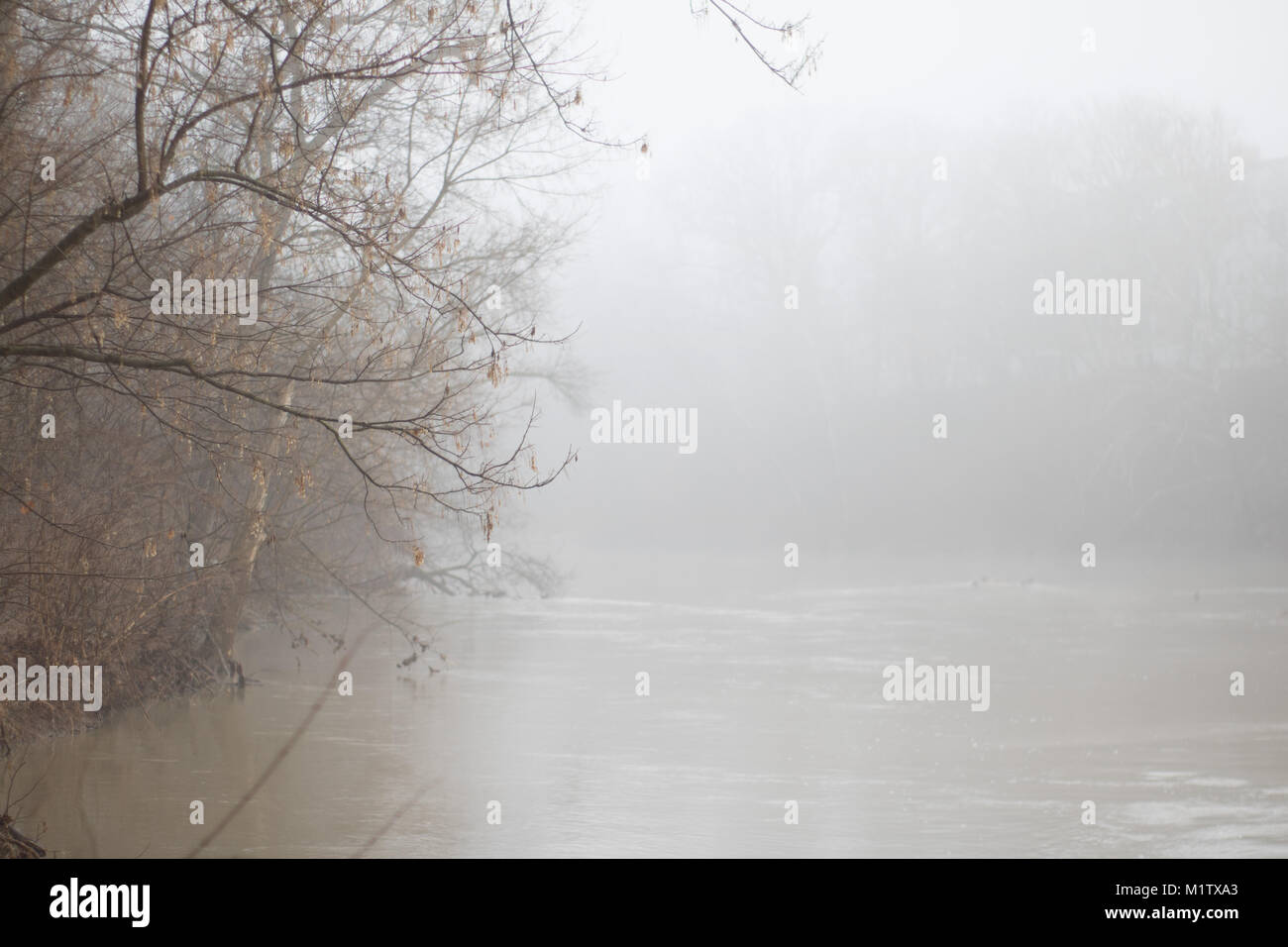 Visibility gloom hi-res stock photography and images - Alamy