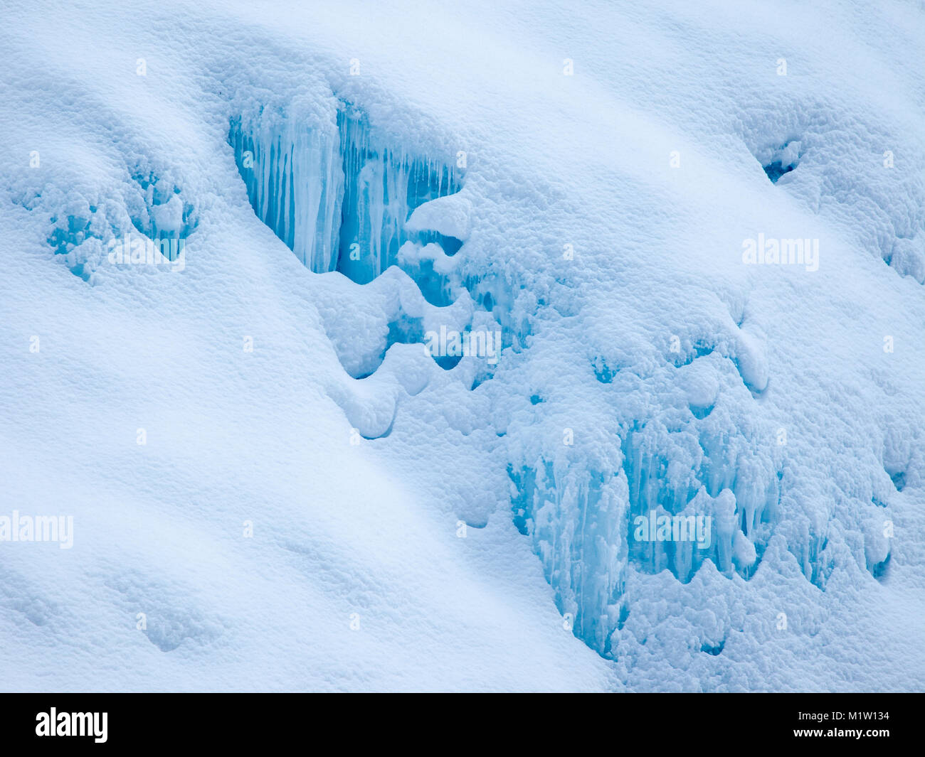 Ice and snow detail outdoors, background, texture Stock Photo - Alamy
