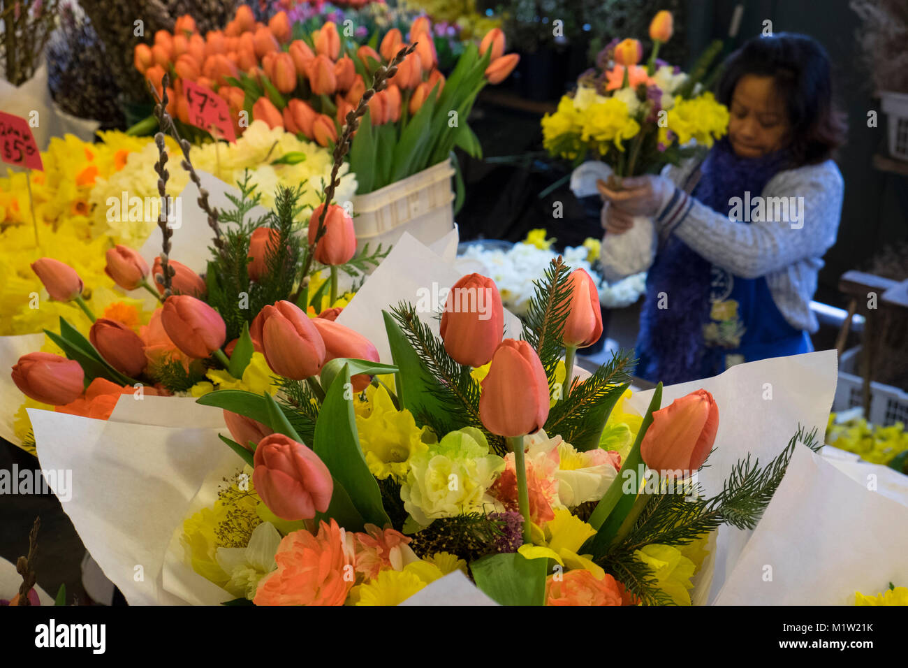 Flower vendor at the Place Place Market, Seattle, Washington, USA Stock ...